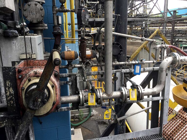 Bulk Chemical Loading Solutions | Compliant Transfer Equipment - SafeRack